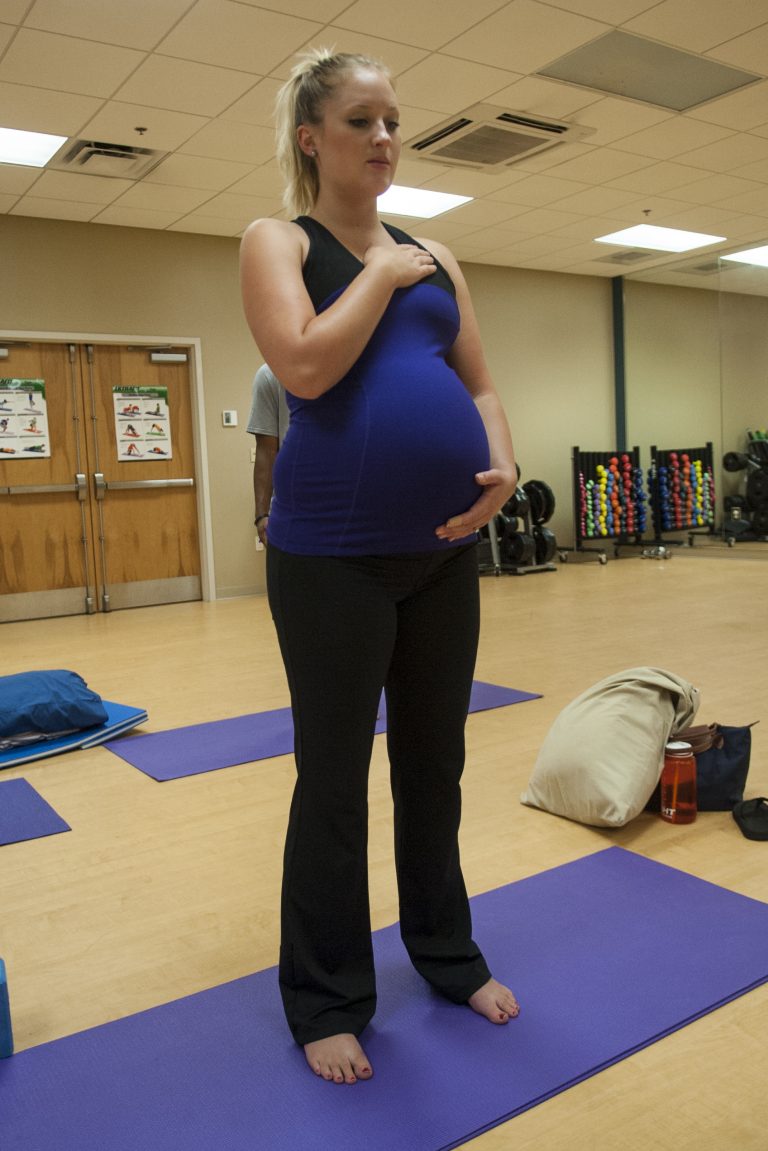 alternative yoga poses for pregnancy
